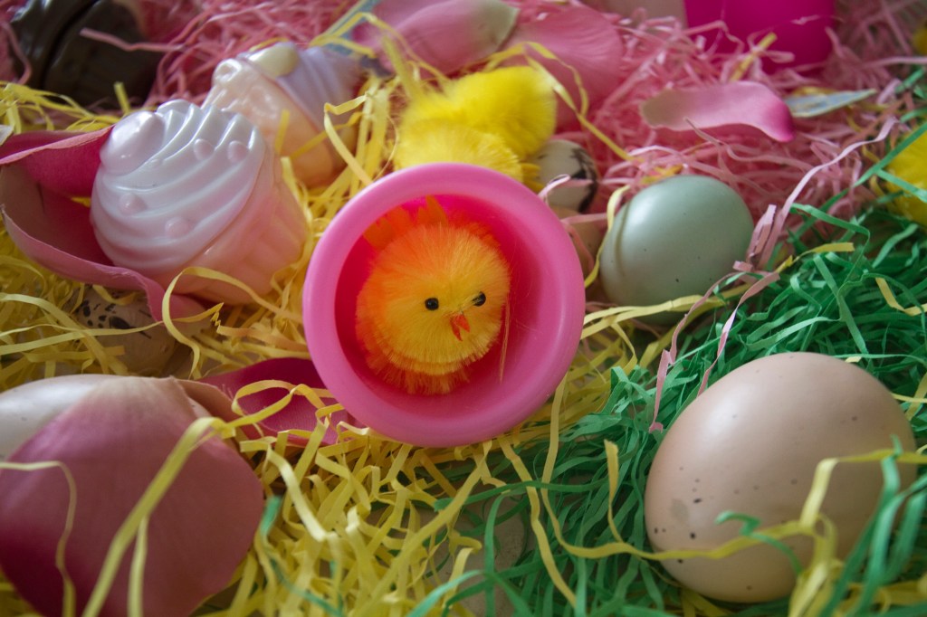 Spring Sensory Activity… | Small Potatoes