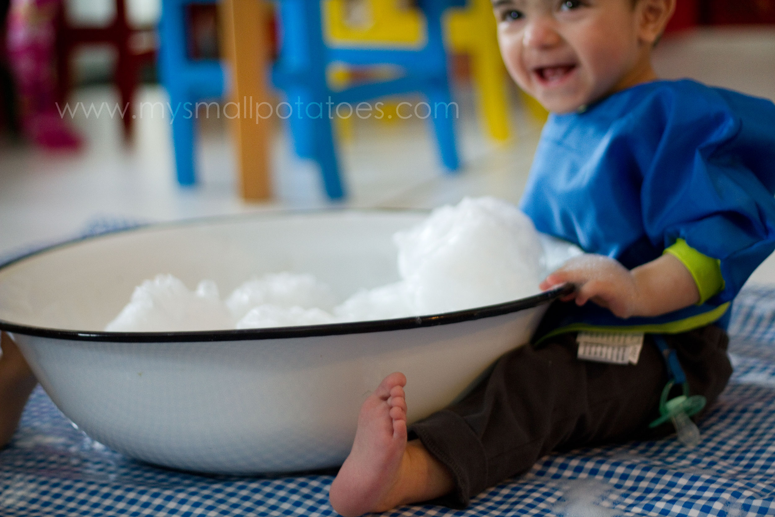 Weekly Kid’s Co-op! Bubbly Bowl of Snowballs…a Wintery-Themed Sensory ...