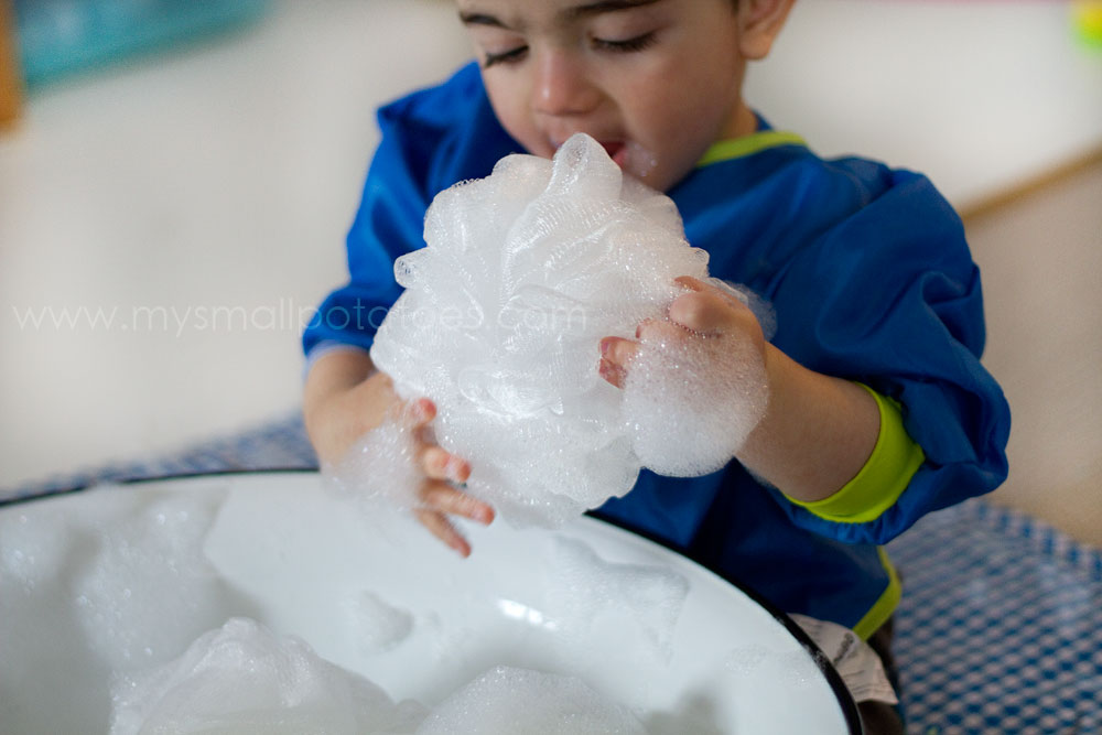 Weekly Kid’s Co-op! Bubbly Bowl of Snowballs…a Wintery-Themed Sensory ...