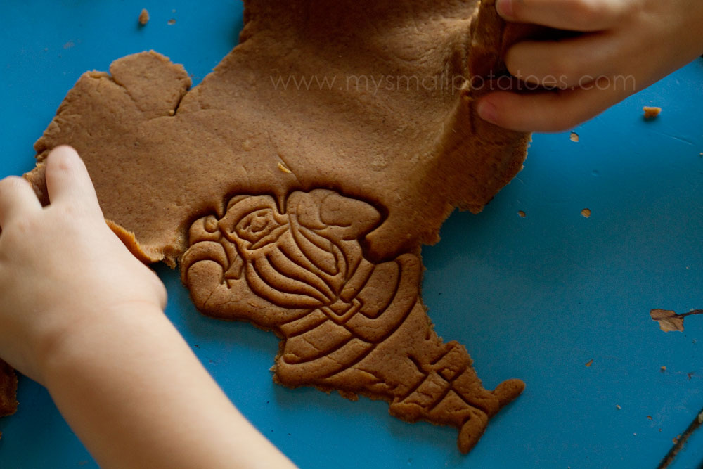 Gingerbread Play Dough…A Holiday Play Dough that Smells and Looks Just ...